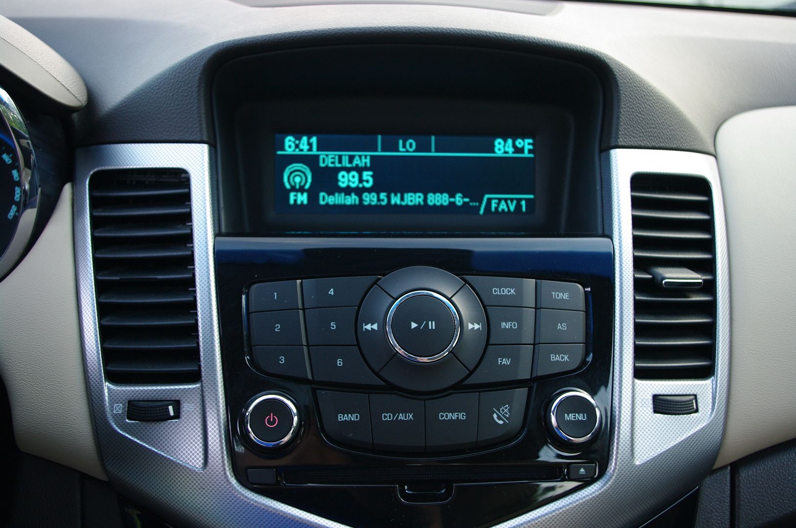 Sell used 2011 Chevrolet Cruze LTZ RS PACKAGE Sedan 4-Door 1.4L AUTO in ...